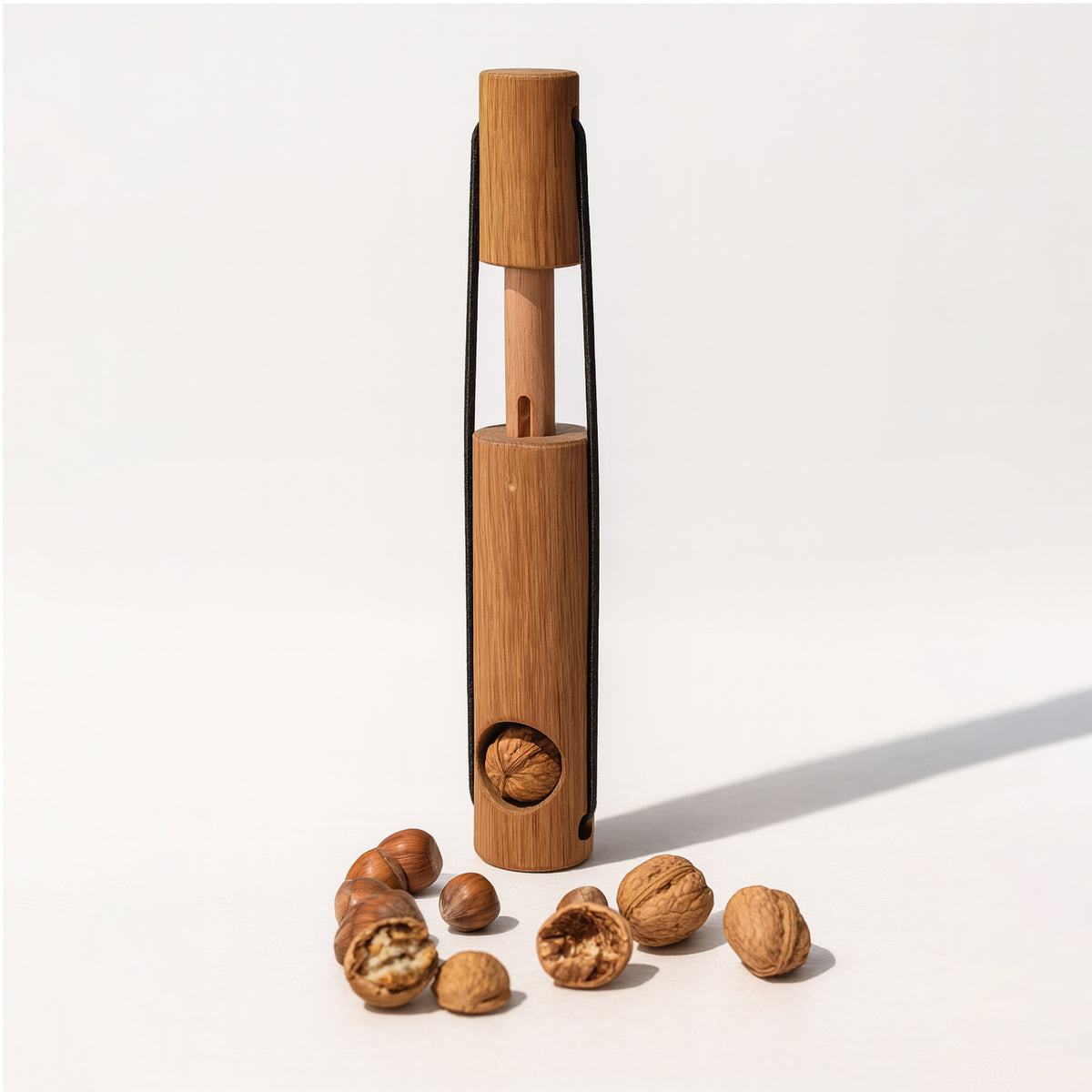 Nutcracker “Nuss Kracher” Oak Wood – Handmade in Germany — Loewen META ...